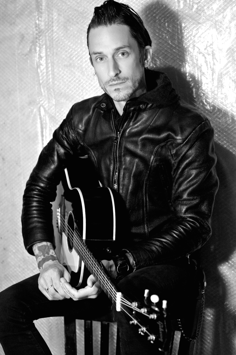 PHOTOGRAPHY > PORTRAITURE SNAPS | Derek Brad Photography