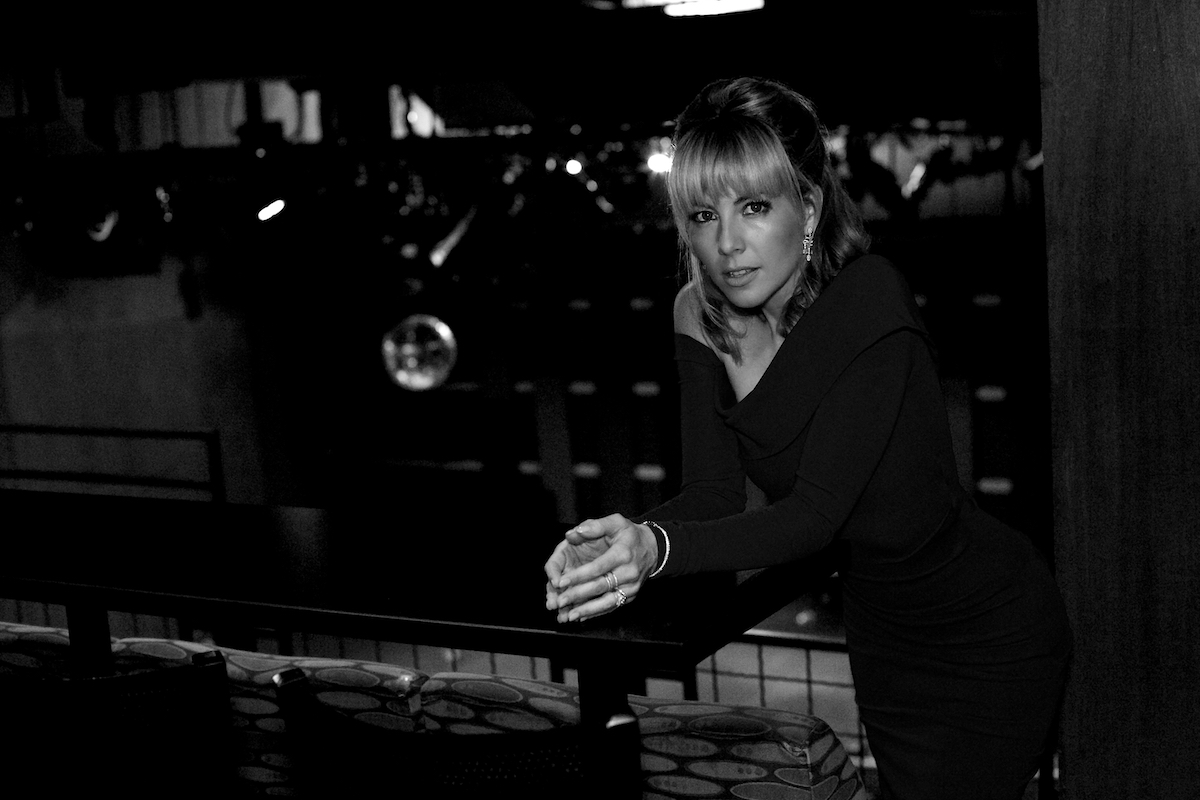 Morgan James: From White to Blue Tour | Derek Brad Photography